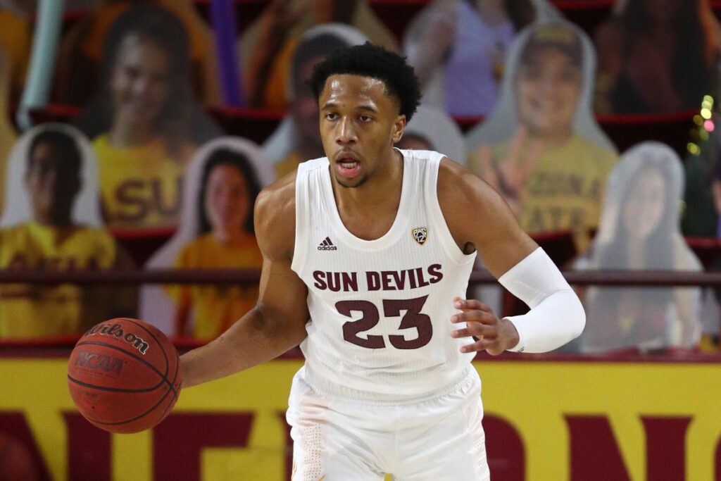 Philadelphia 76ers anuncia a contratação de Marcus Bagley