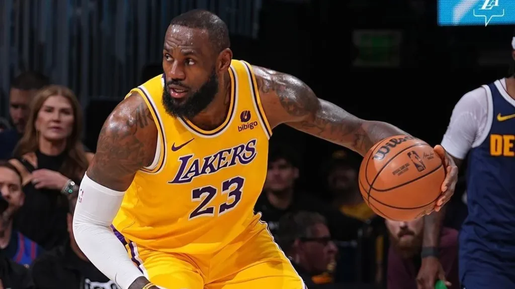 LeBron James revela seu "segredo" para jogar em alto nível por tantos ...
